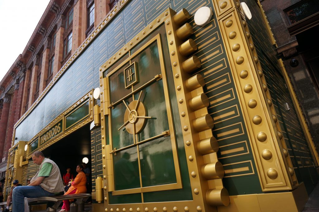 Three Examples Of Outstanding Hoarding Graphics