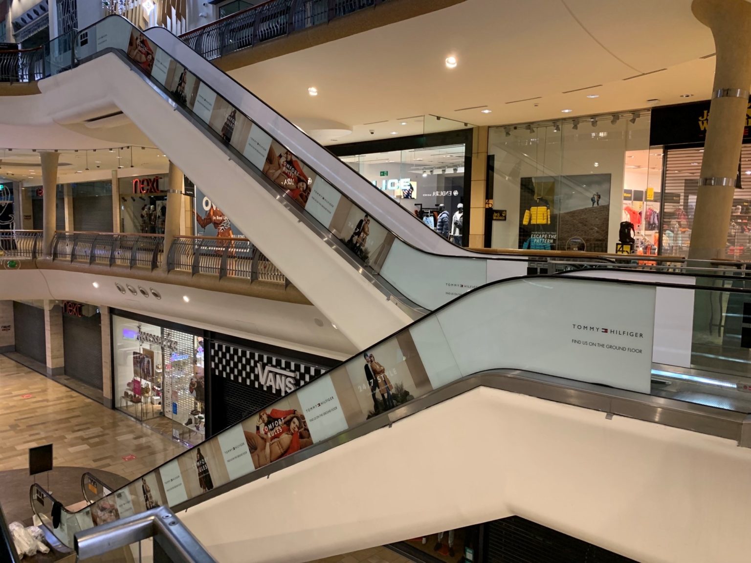 Shopping Mall Advertising Ideas - Creative Print Solutions